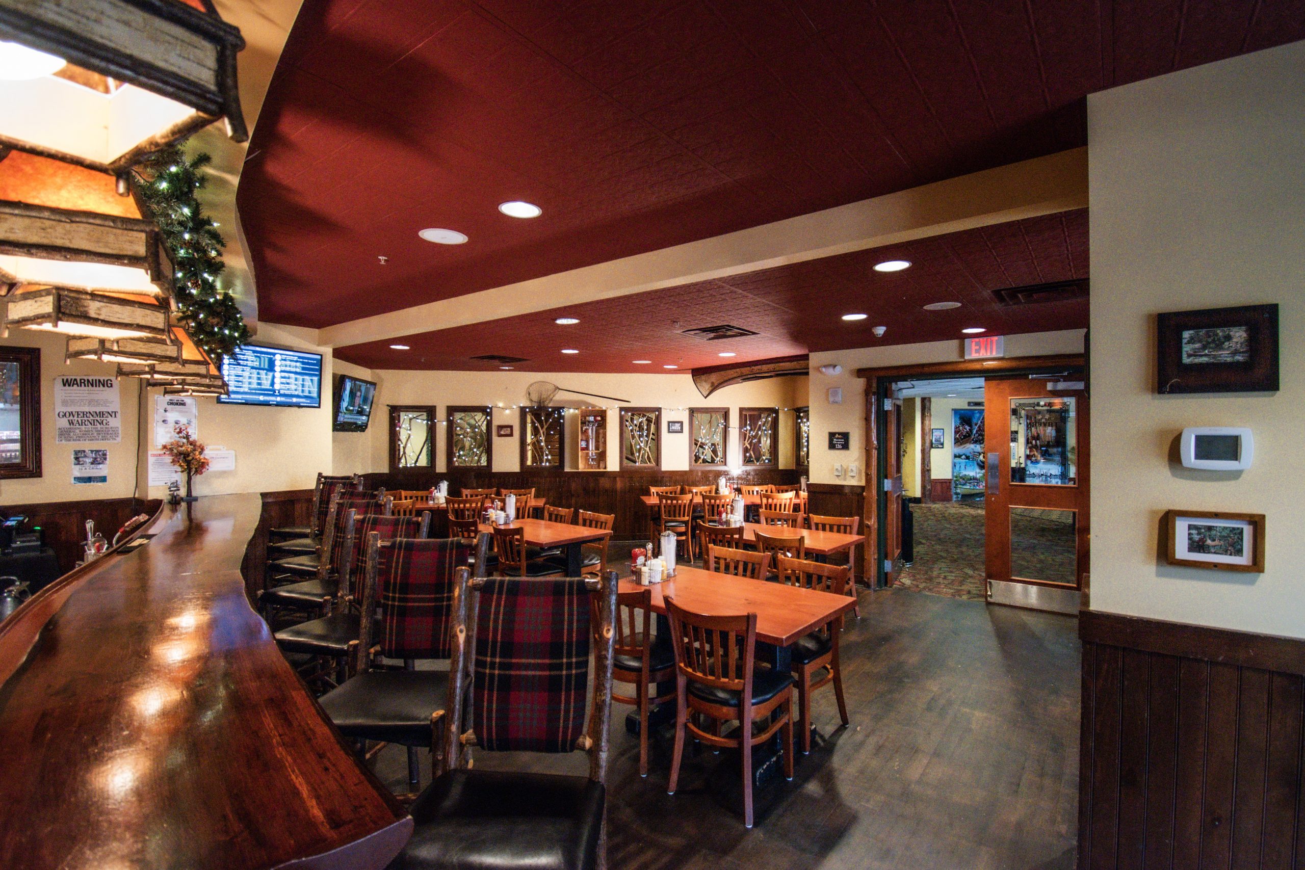 Dining – Six Flags Great Escape Lodge